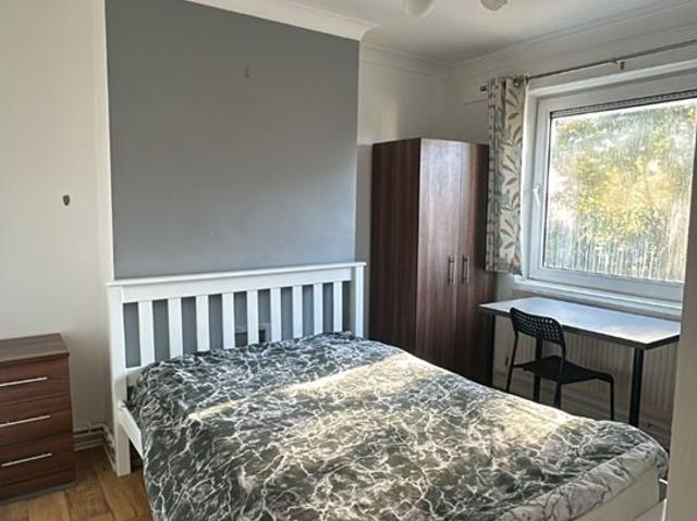 Apartment at Swanton Gardens, Greater London