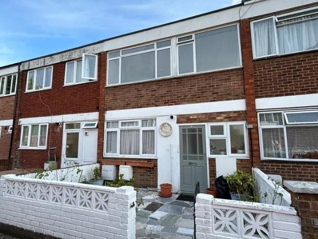 Apartment at Swanwick Close, Greater London