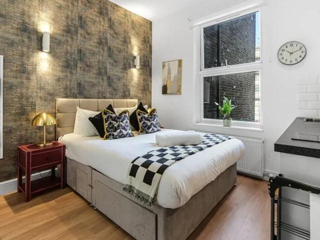 Apartment at Swinton Street, Greater London