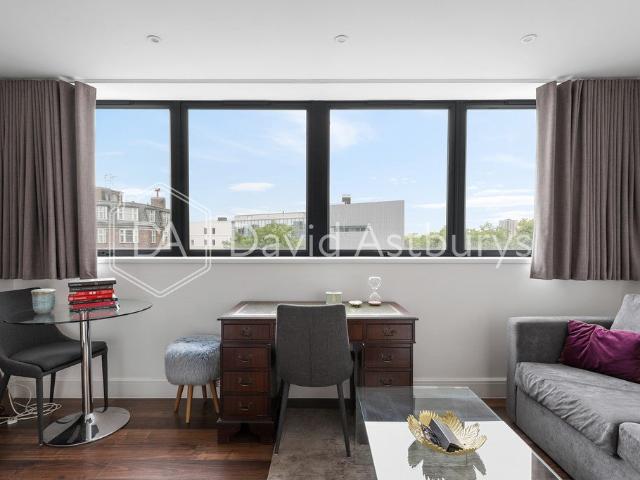 Apartment at Swiss Terrace, Greater London