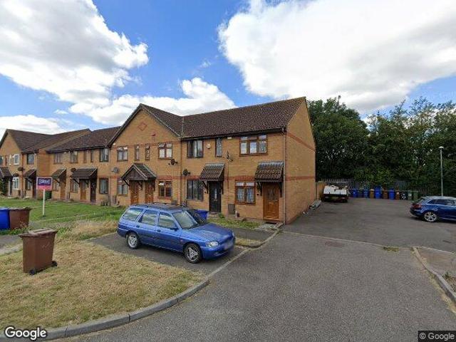 Apartment at Sycamore Close, Tilbury