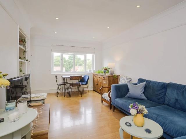 Apartment at Sycamore Road, Greater London