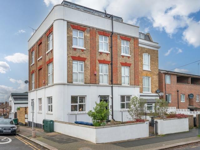 Apartment at Sydney Road, Greater London