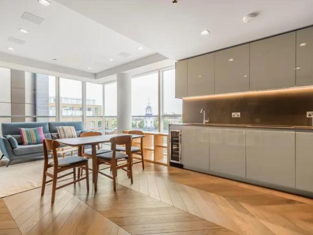 Apartment at Potters Fields, Greater London