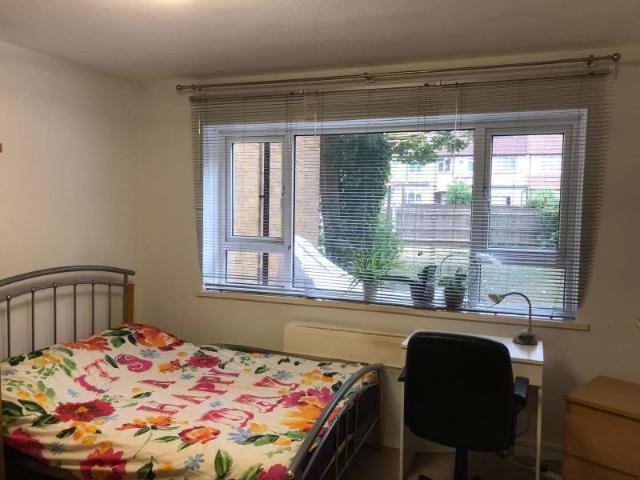 Apartment at Potters Grove, Greater London
