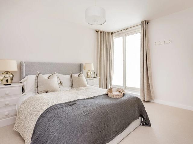 Apartment at Point Pleasant, Greater London