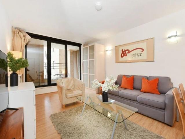 Apartment at Cromwell Road, Greater London