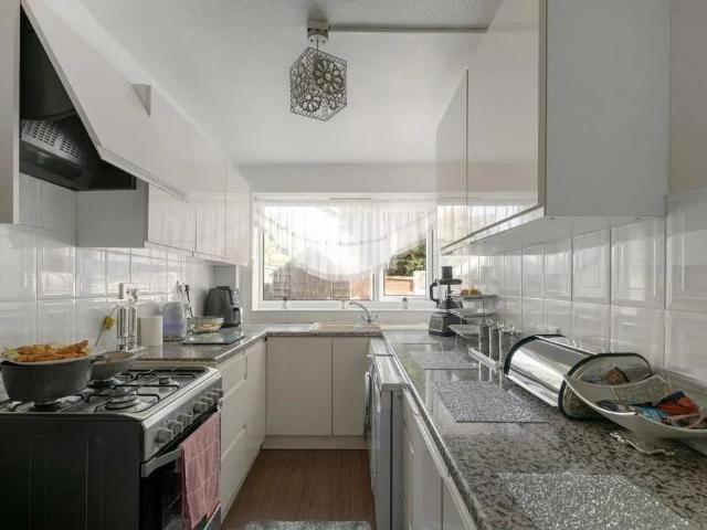 Apartment at Pole Hill Road, Greater London