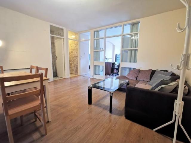 Apartment at Polygon Road, Greater London