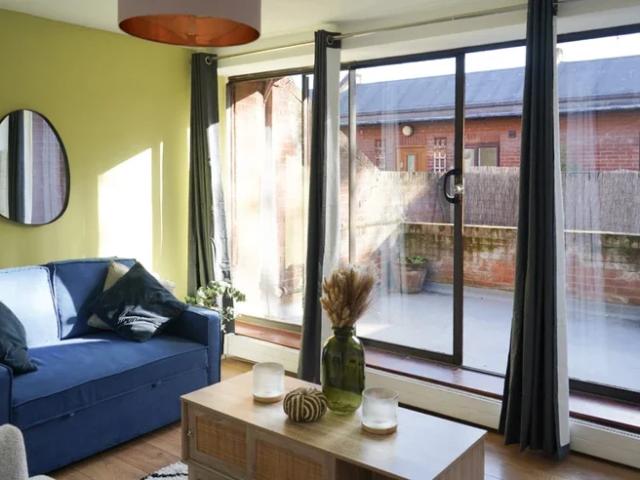 Apartment at Polygon Road, Greater London