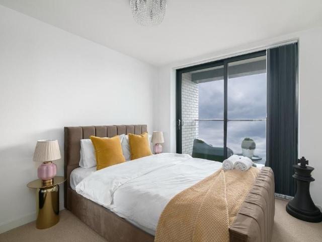 Apartment at Commercial Street, Greater London