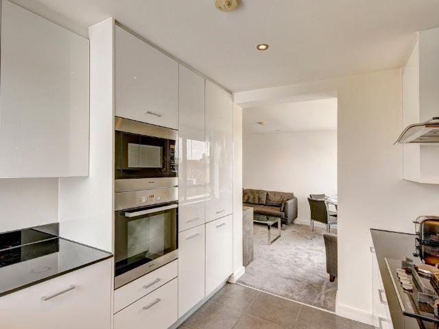 Apartment at Pond Place, Greater London