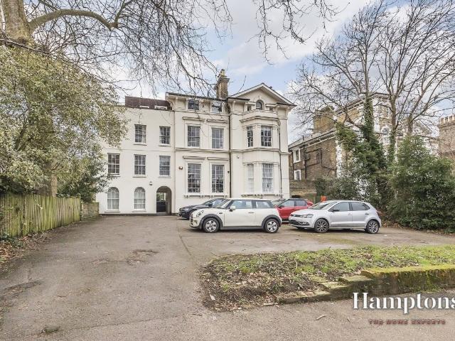 Apartment at Pond Road, Greater London