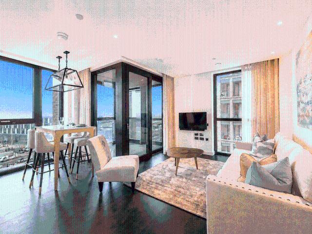 Apartment at Ponton Road, Greater London