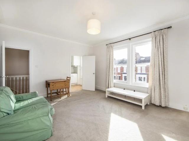 Apartment at Poplar Grove, Greater London