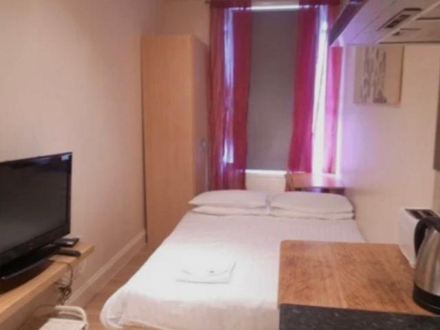 Apartment at Poplar Place, City of Westminster