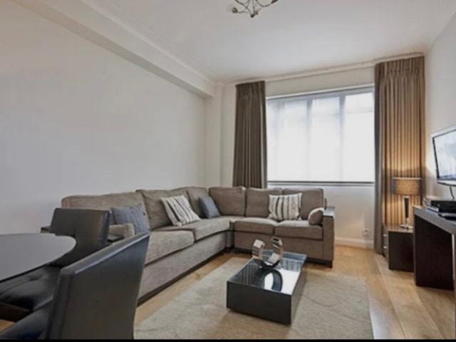 Apartment at Poplar Place, City of Westminster