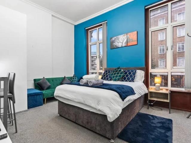 Apartment at Porchester Mews, City of Westminster