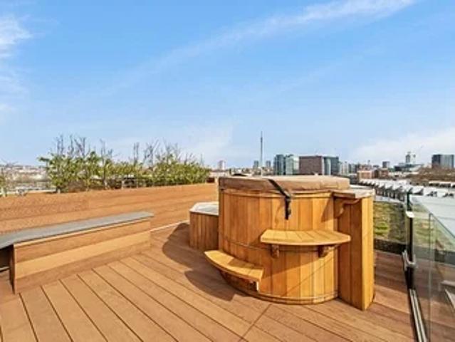 Apartment at Porchester Square, City of Westminster