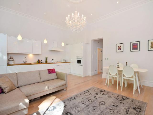 Apartment at Porchester Square, City of Westminster