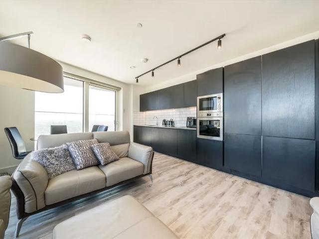 Apartment at Portal Way, Greater London