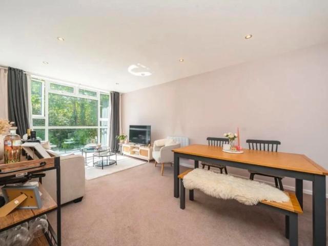 Apartment at Portinscale Road, Greater London