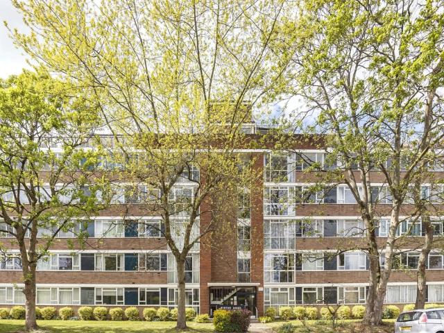 Apartment at Portinscale Road, Greater London