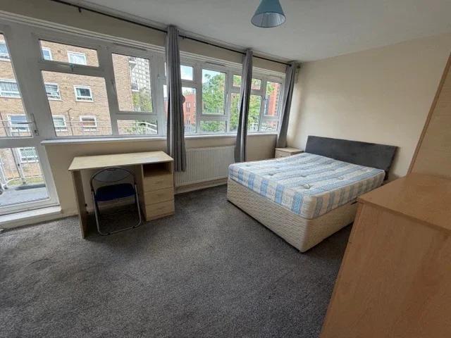 Apartment at Portsdown Mews, Greater London