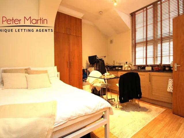 Apartment at Portsdown Mews, Greater London