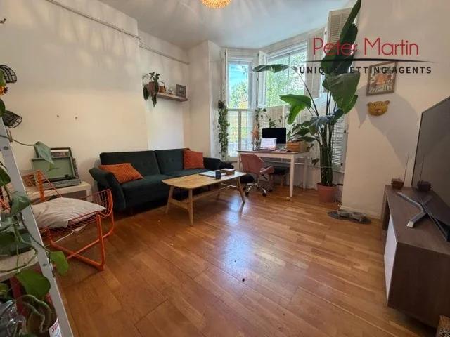 Apartment at Portsdown Mews, Greater London