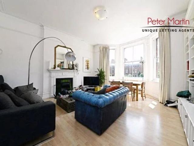 Apartment at Portsdown Mews, Greater London