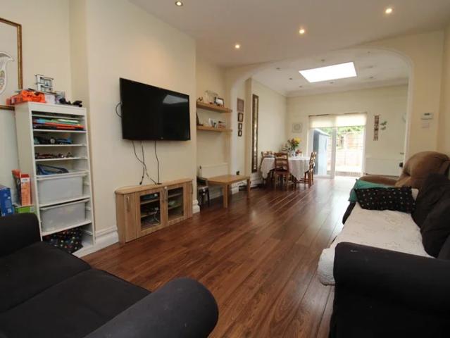 Apartment at Portsdown Mews, Greater London