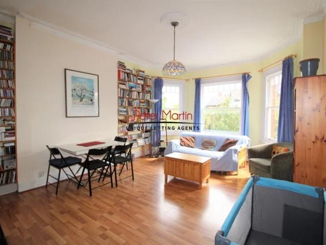 Apartment at Portsdown Mews, Greater London