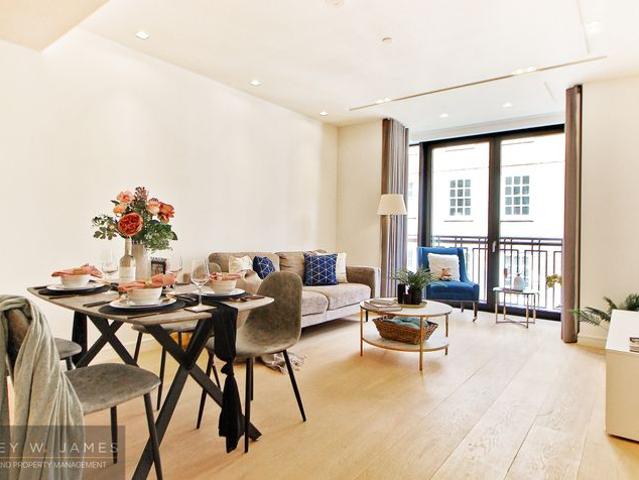 Apartment at Portugal Street, City of Westminster
