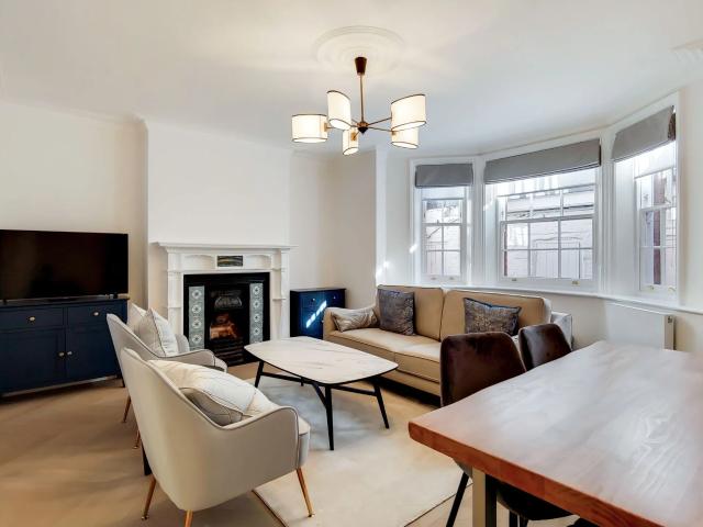 Apartment at Pater Street, Greater London