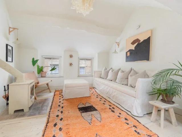 Apartment at Paul Street, Frome