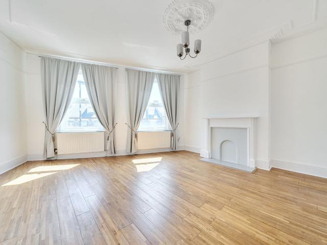 Apartment at Paxton Place, Greater London