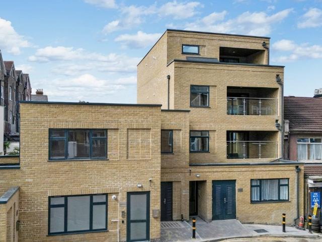 Apartment at Paxton Place, Greater London