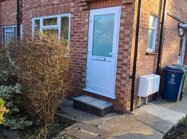 Apartment at Paddocks Close, Greater London