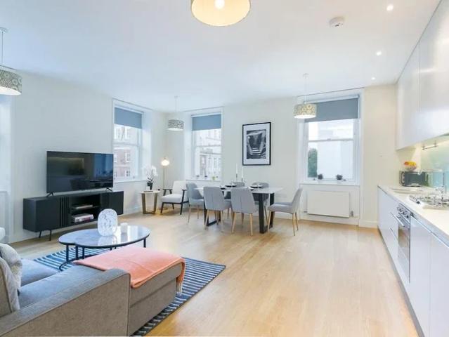 Apartment at Paddington Street, City of Westminster