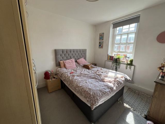 Apartment at Page Street, City of Westminster