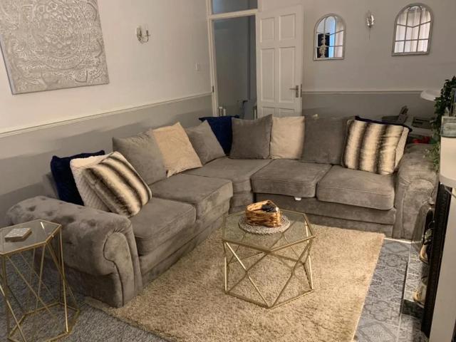 Apartment at Page's Hill, Greater London