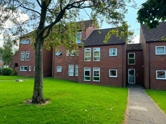 Apartment at Pailton Road, Shirley