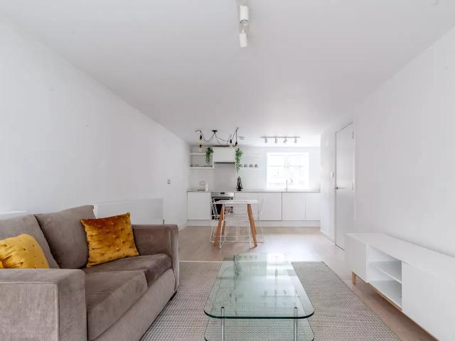 Apartment at Palace Mews, City of Westminster