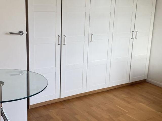 Apartment at Palace Gardens Terrace, Greater London