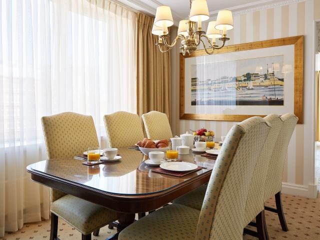 Apartment at Palace Gate, Greater London
