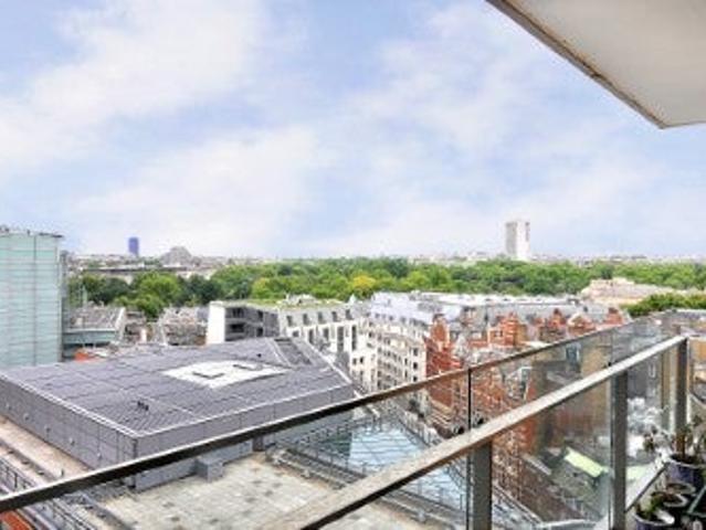 Apartment at Palace Street, City of Westminster