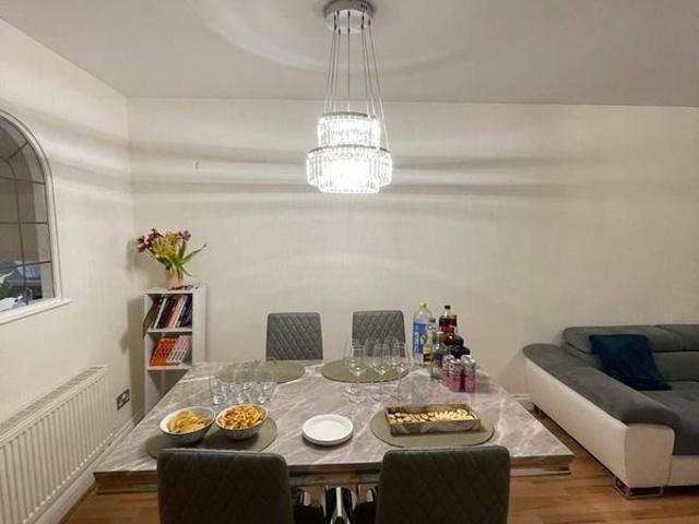 Apartment at Palgrave Gardens, City of Westminster