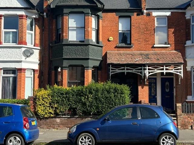 Apartment at Palermo Road, Greater London