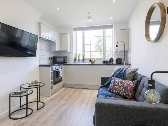 Apartment at Tabard Street, Greater London